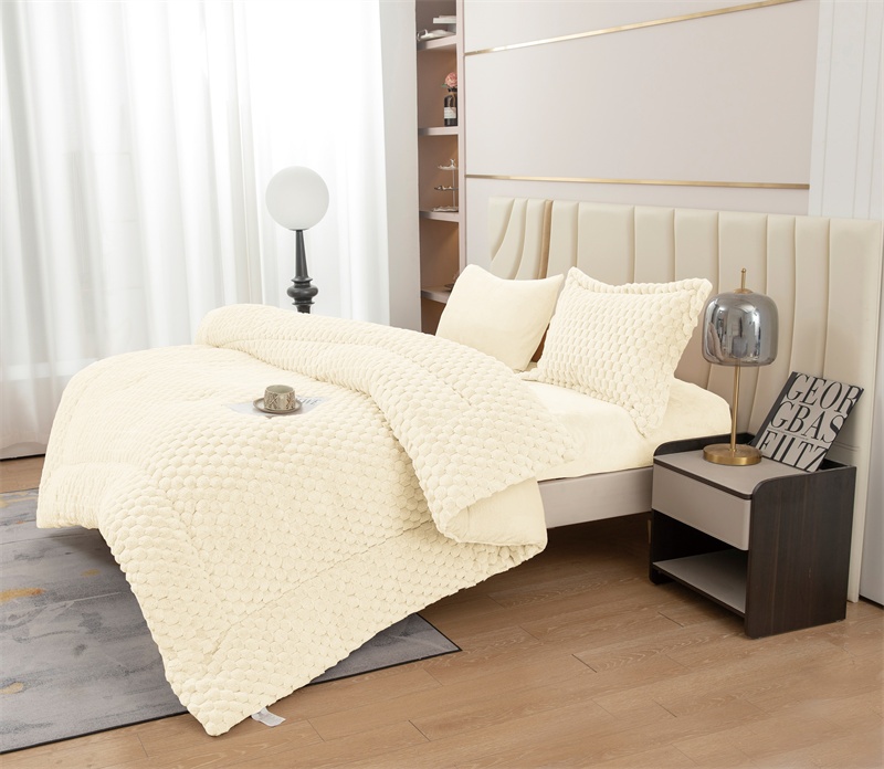 BEDCOVER / BEDSPREAD